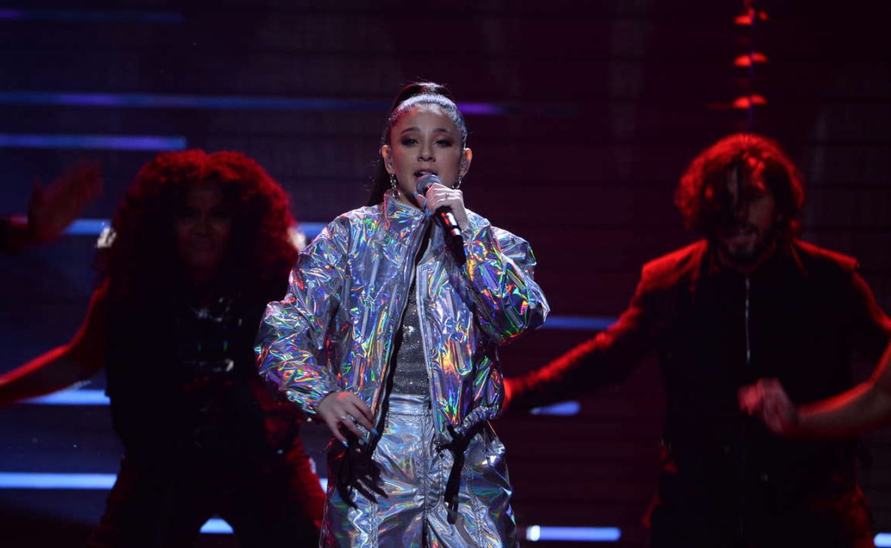 Suzi P får energi av publiken - Schlagerbloggen